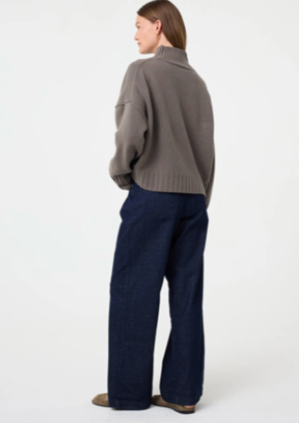 Nila Steel T/N Sweater – Sorrento Boutique